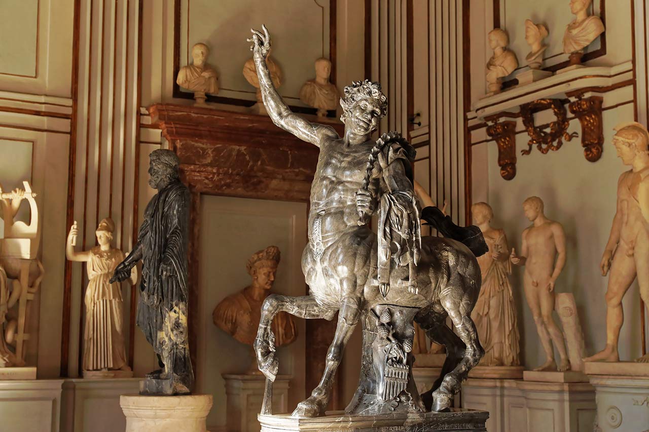 Le minotaure Centaure dans les Musées du Capitole à Rome | Les Bons ...